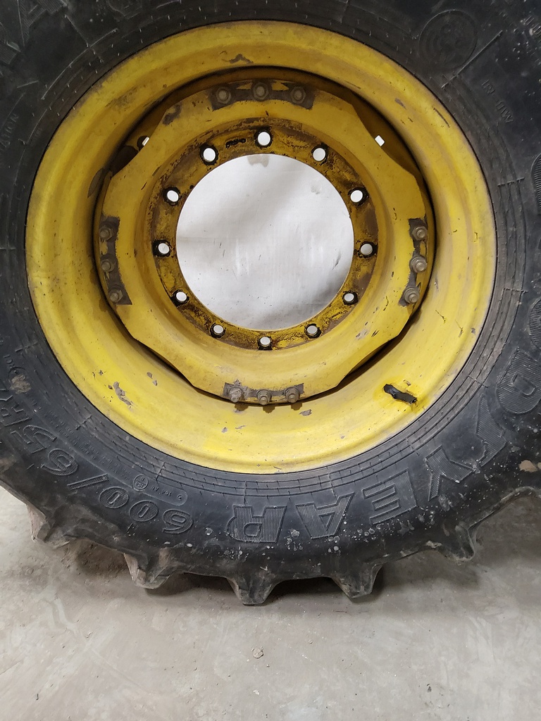 USED 12-Hole Waffle Disc (Groups of 3 Bolts) Center for 28"-30" Rim ...