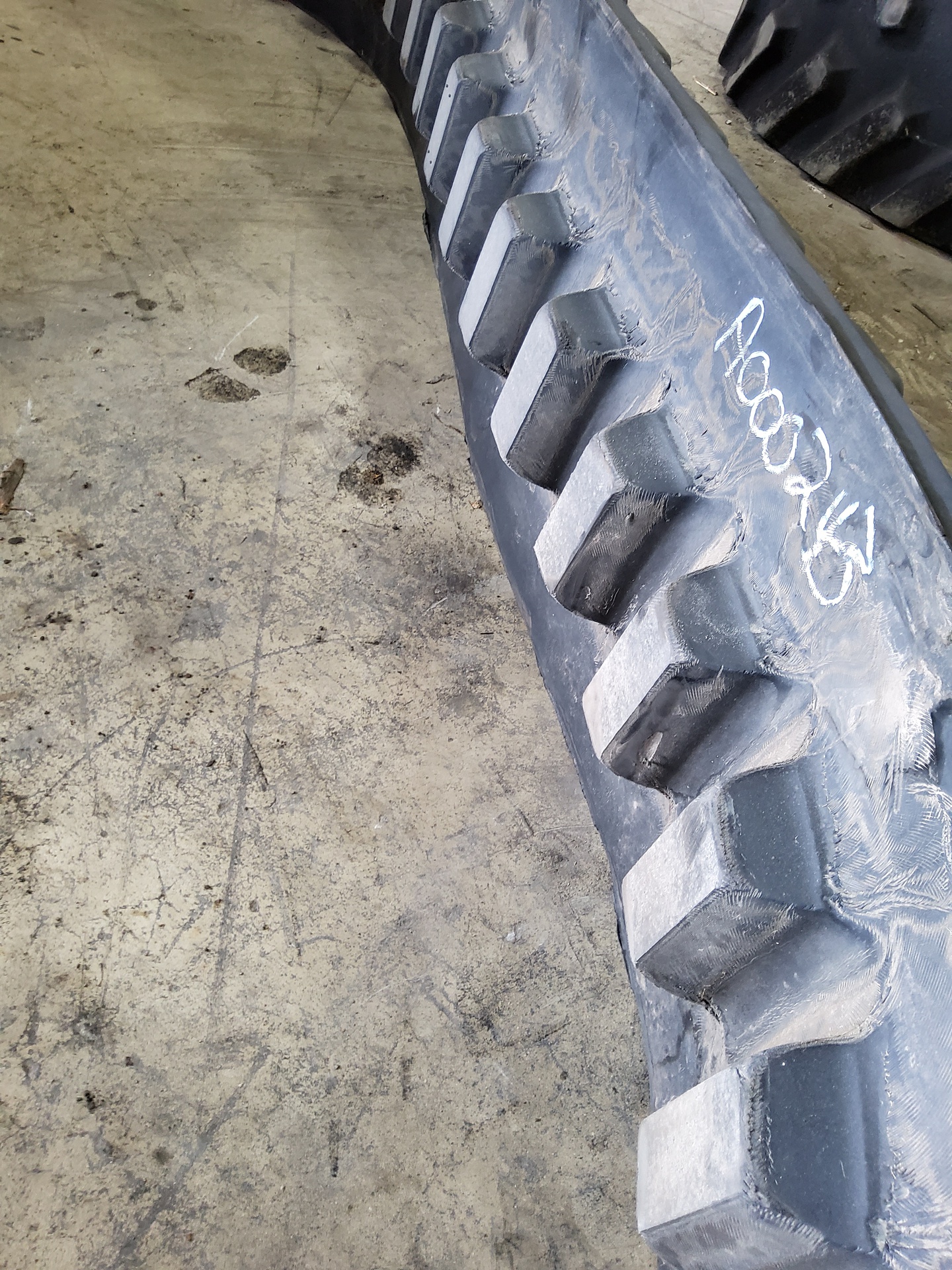 Used16" Goodyear Track Trackman Agricultural Tracks for Case IH Rowtrac ...