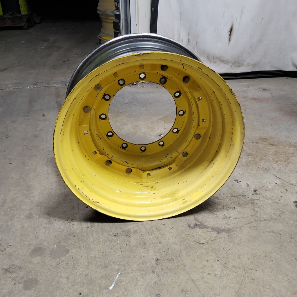 USED 12-Hole Waffle Disc (Groups of 3 Bolts) Center for 28"-30" Rim ...