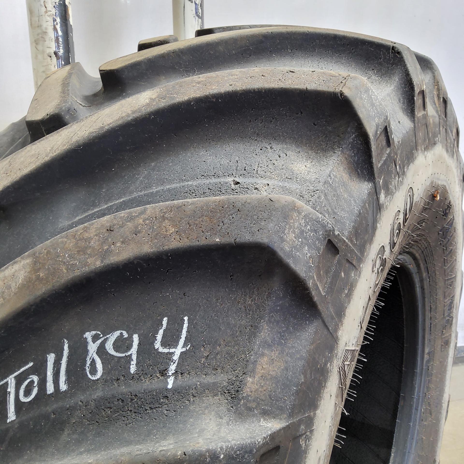 Used800/65R32 Alliance 360 Super Power Drive R-1+ Agricultural Tires ...