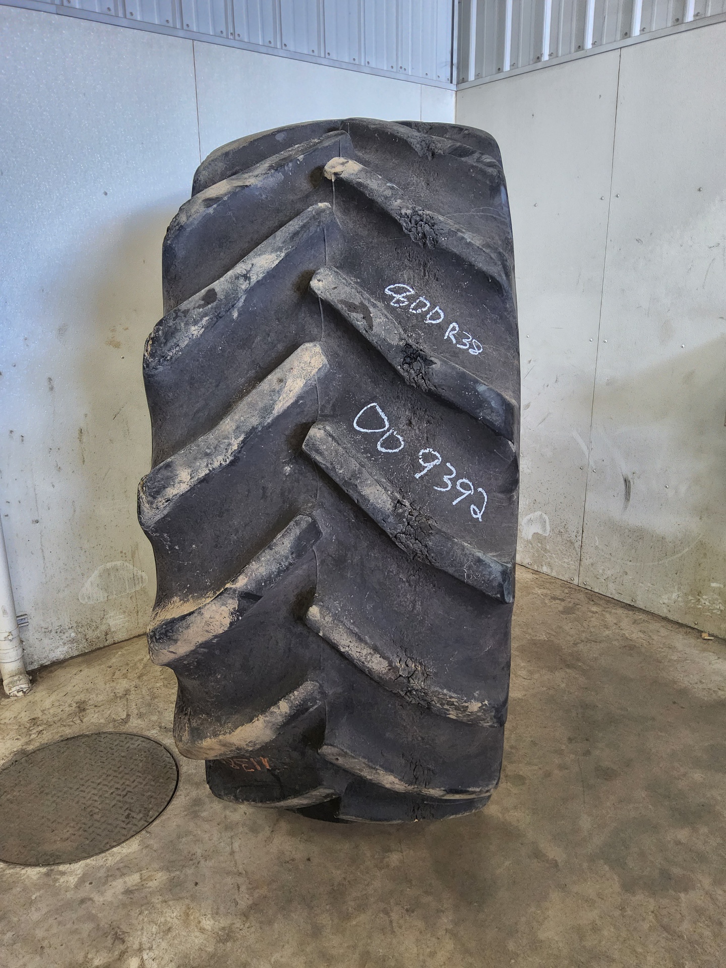 Used800/70R38 Goodyear Farm DT820 Super Traction R-1W Agricultural ...