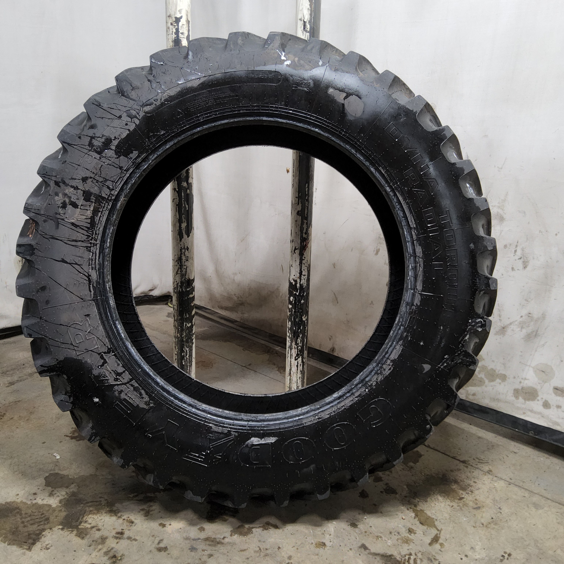 Used480/80R46 Goodyear Farm Dyna Torque Radial R-1 Agricultural Tires ...
