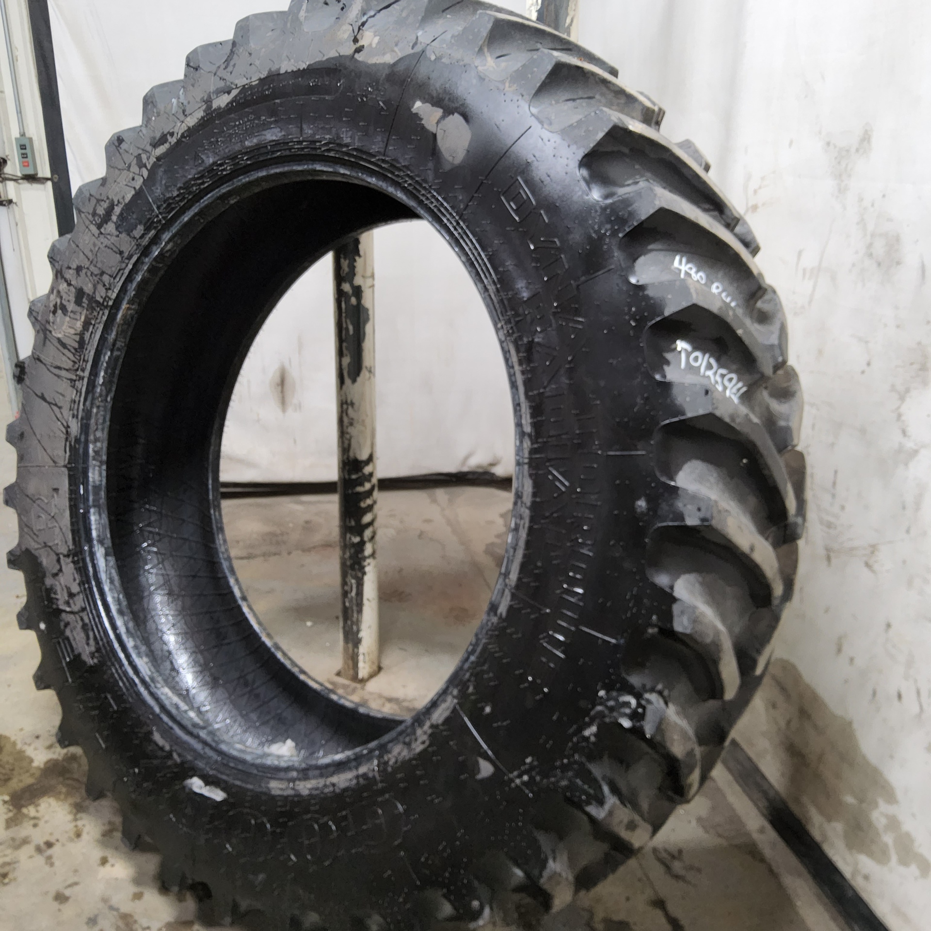 Used480/80R46 Goodyear Farm Dyna Torque Radial R-1 Agricultural Tires ...