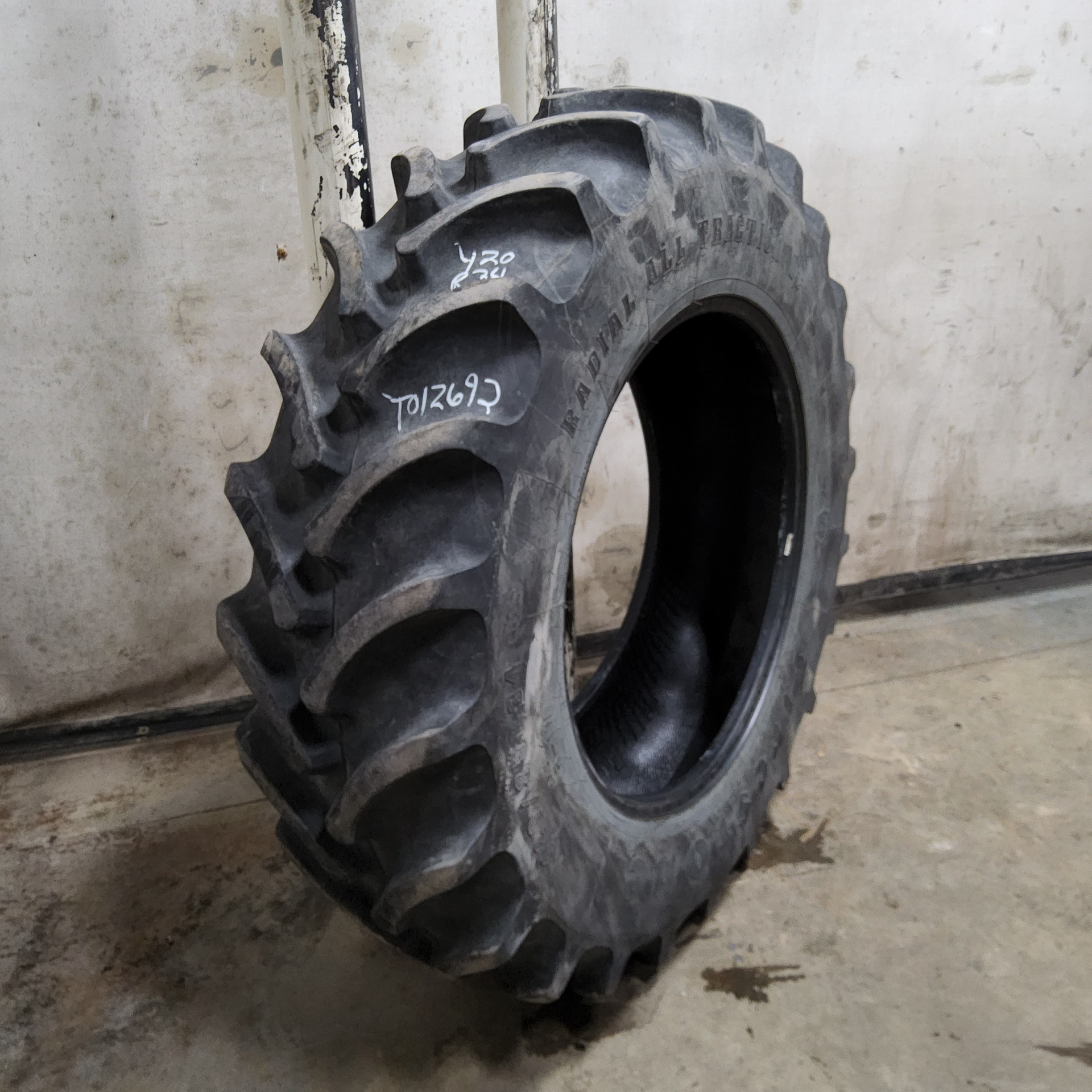 Used420/85R34 Firestone Radial All Traction DT R-1W Agricultural Tires for Sales | NTS Tire ...