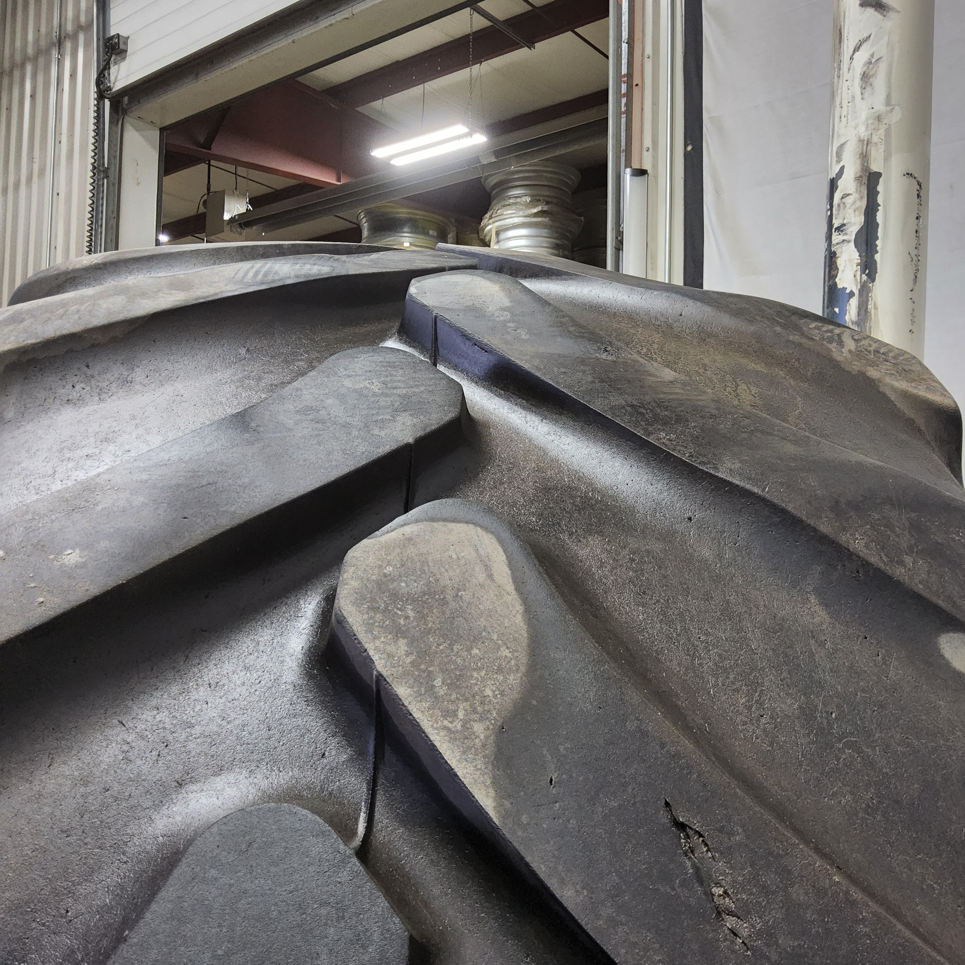 Used680/55R42 Goodyear Farm OptiTorque R-1 Agricultural Tires for Sales ...