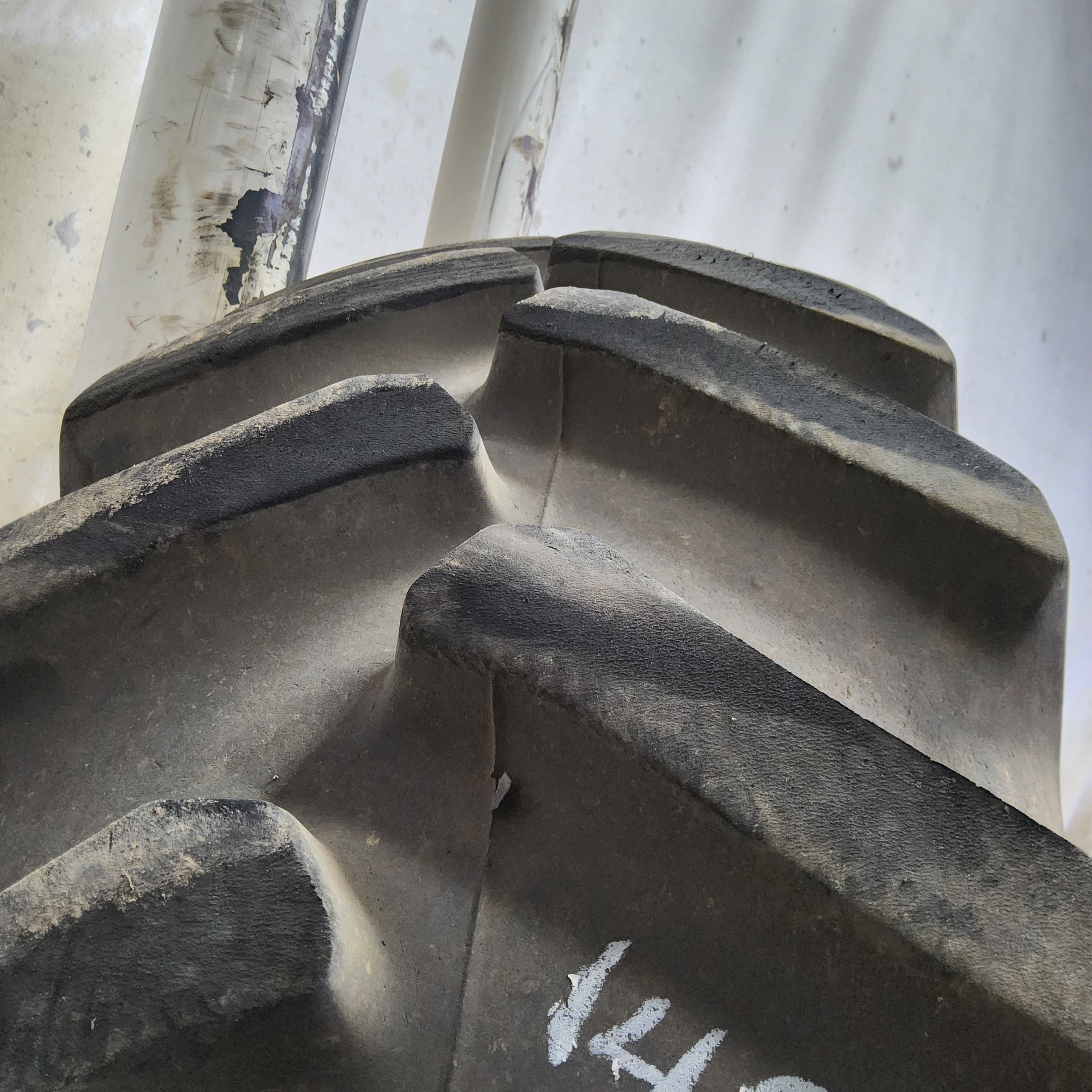 Used14.9/R46 Firestone Radial All Traction 23 R-1 Agricultural Tires ...