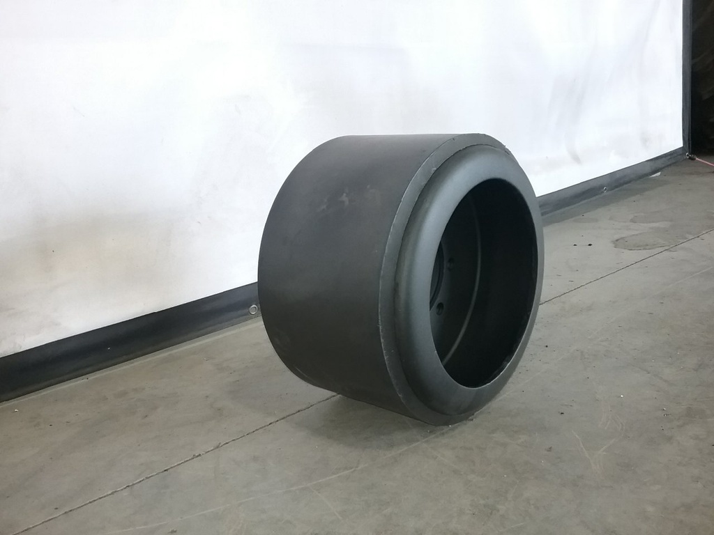 NEW 9.5" Wide Mid-Roller Bogie Wheel for AGCO Challenger Tractors ...