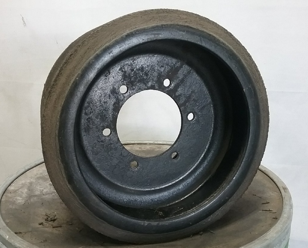 NEW 8.5" Wide Mid-Roller Bogie Wheel for CATERPILLAR Legacy Challenger ...