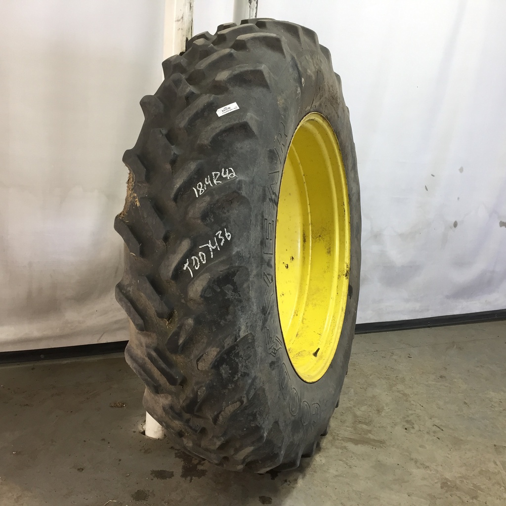 USED 18.4/R42 Goodyear Farm DT710 Radial R-1 on John Deere Yellow 10 ...