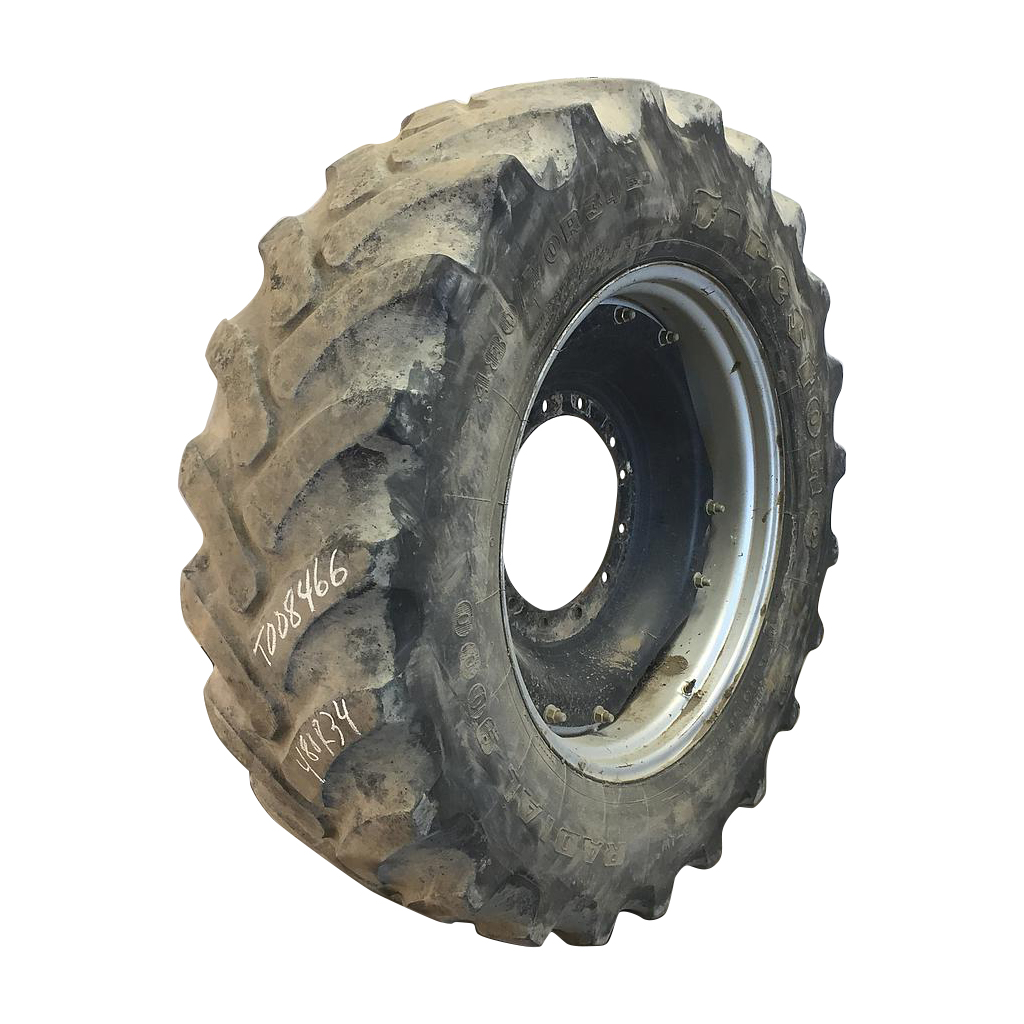 USED 480/70R34 Firestone Radial 9000 R-1W on Case IH Silver Mist/Black ...