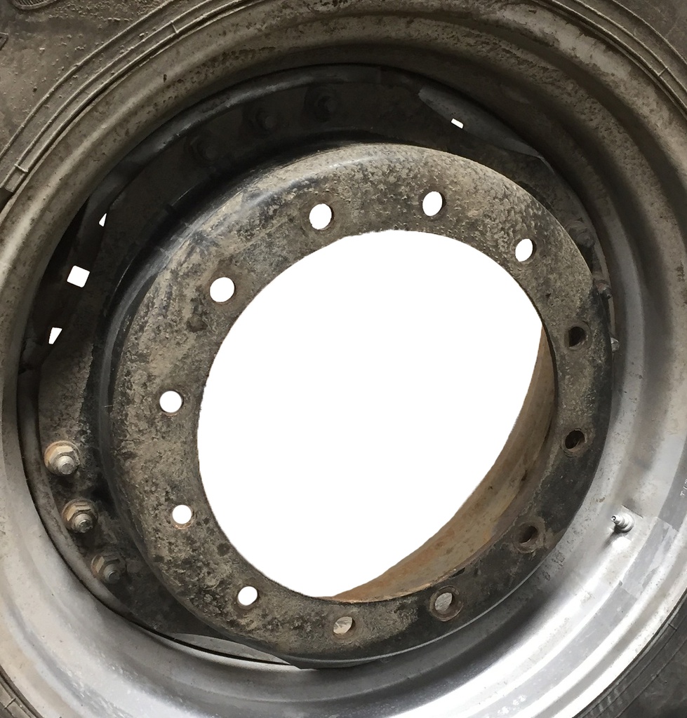 USED 12-Hole Waffle Disc (Groups of 3 Bolts) Center for 28"-30" Rim ...