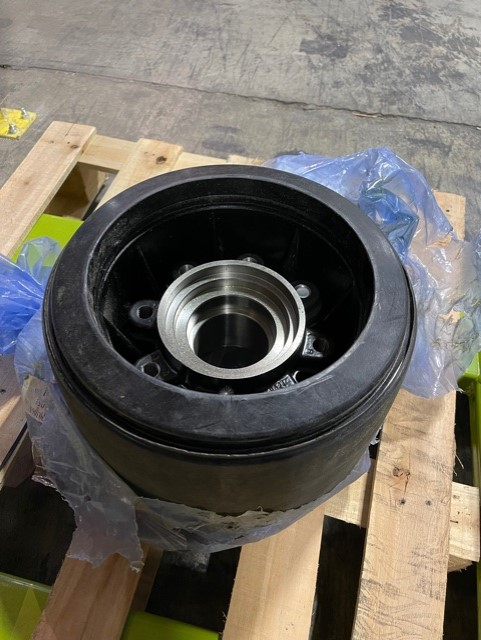 NEW 10.5" Wide Mid-Roller Bogie Wheel for Case IH STX Quadtrac Tractors ...