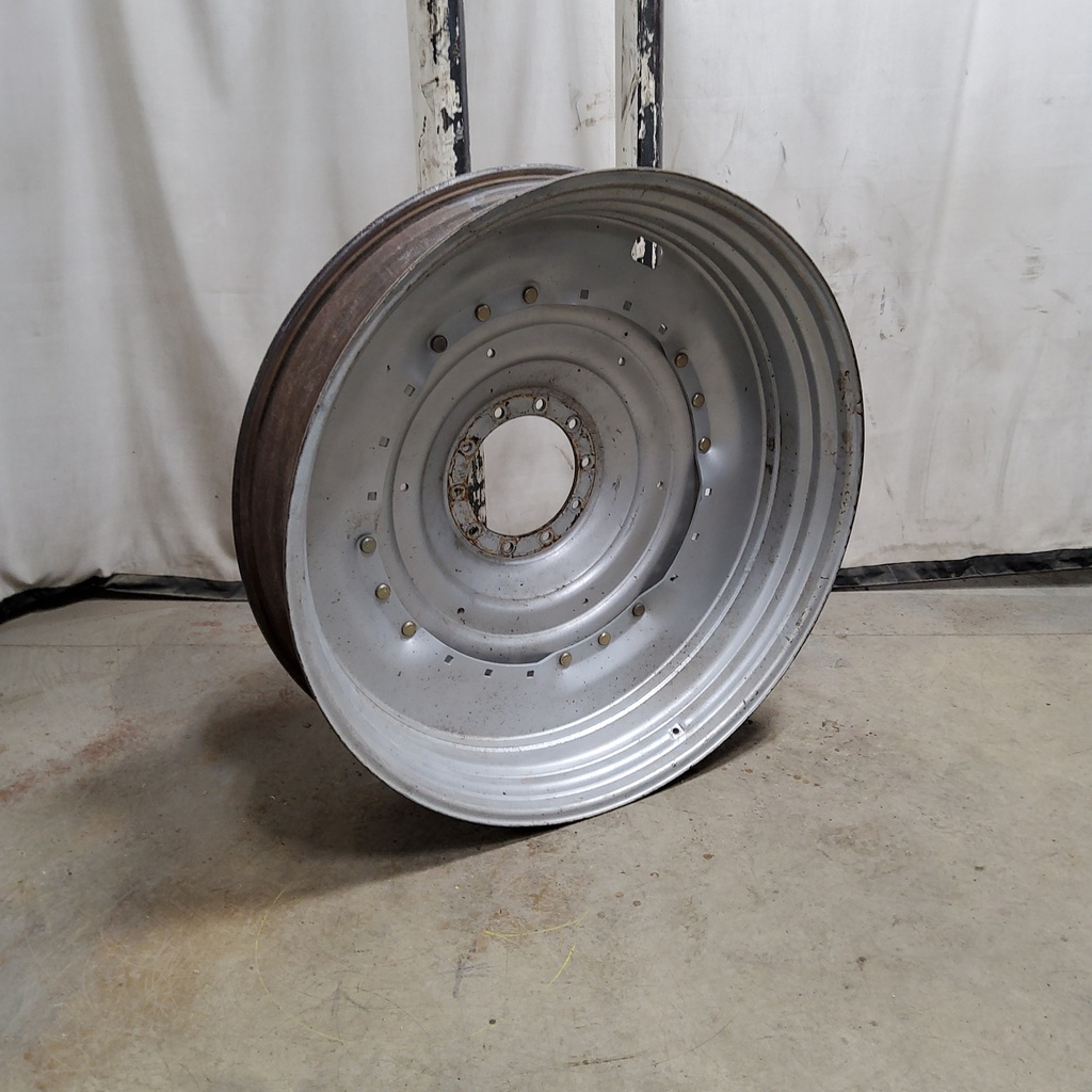 USED 10-Hole Waffle Disc (Groups of 3 Bolts) Center for 38"-54" Rim ...