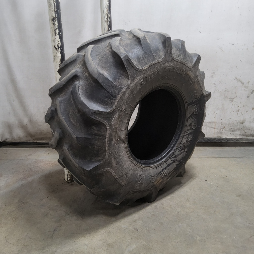 USED 28L-26 Goodyear Farm Dyna Torque II R-1 F (12 Ply), 55% for Sale ...