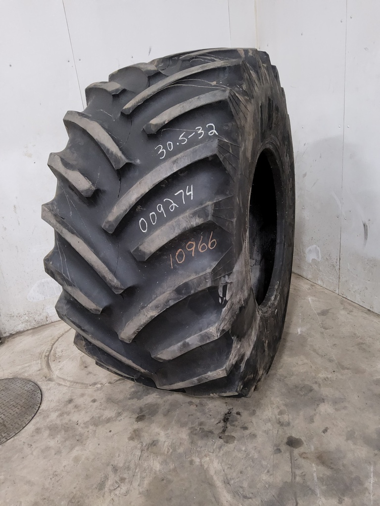 USED 30.5L-32 Titan Farm Agri-Power LSB R-1 H (16 Ply), 85% for Sale ...