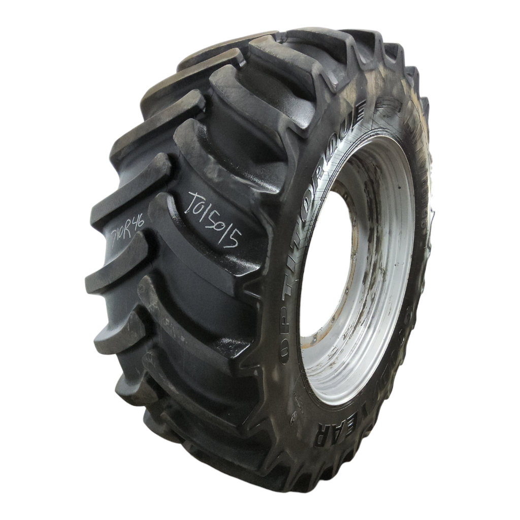 USED LSW710/65R46 Goodyear Farm OptiTorque R-1 on Case IH Silver Mist ...