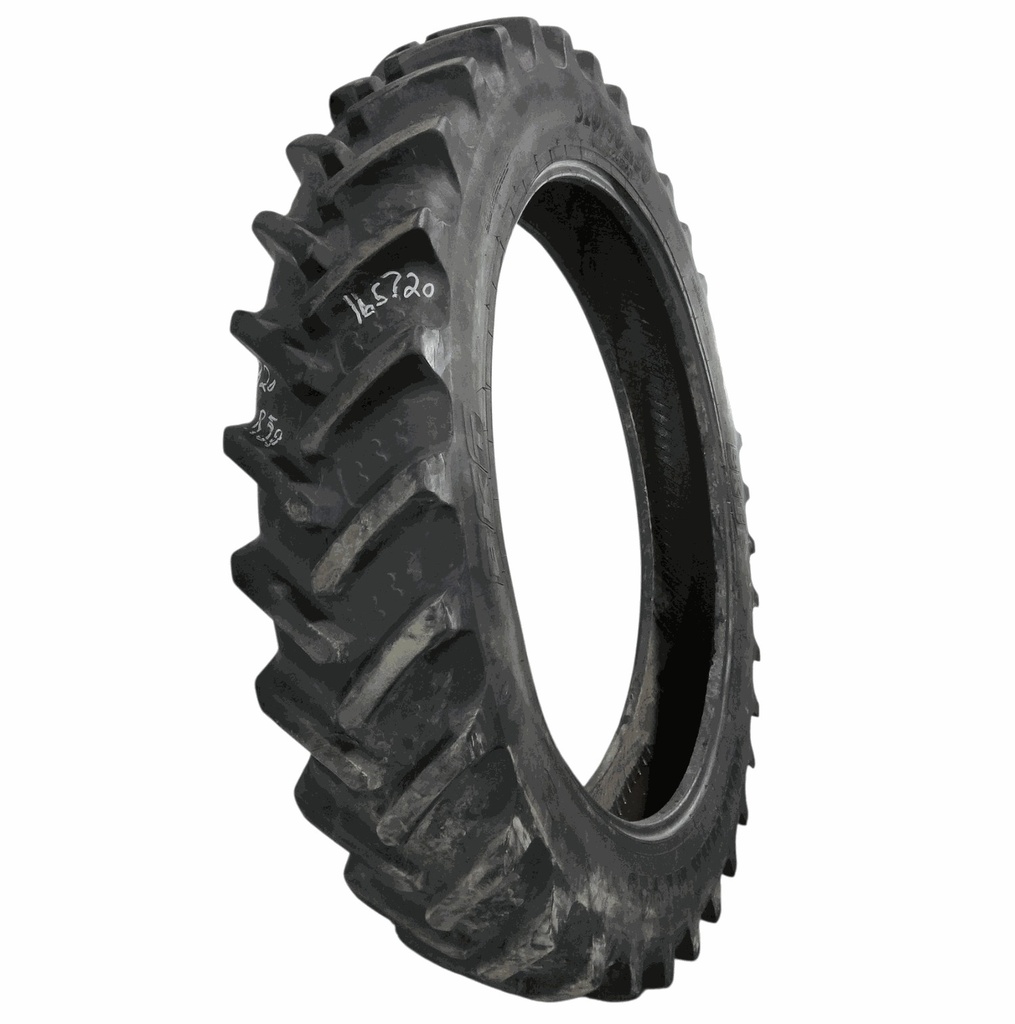 USED 320/90R50 BKT Tires Agrimax RT 945 R-1W 150A8 70% for Sale | NTS ...