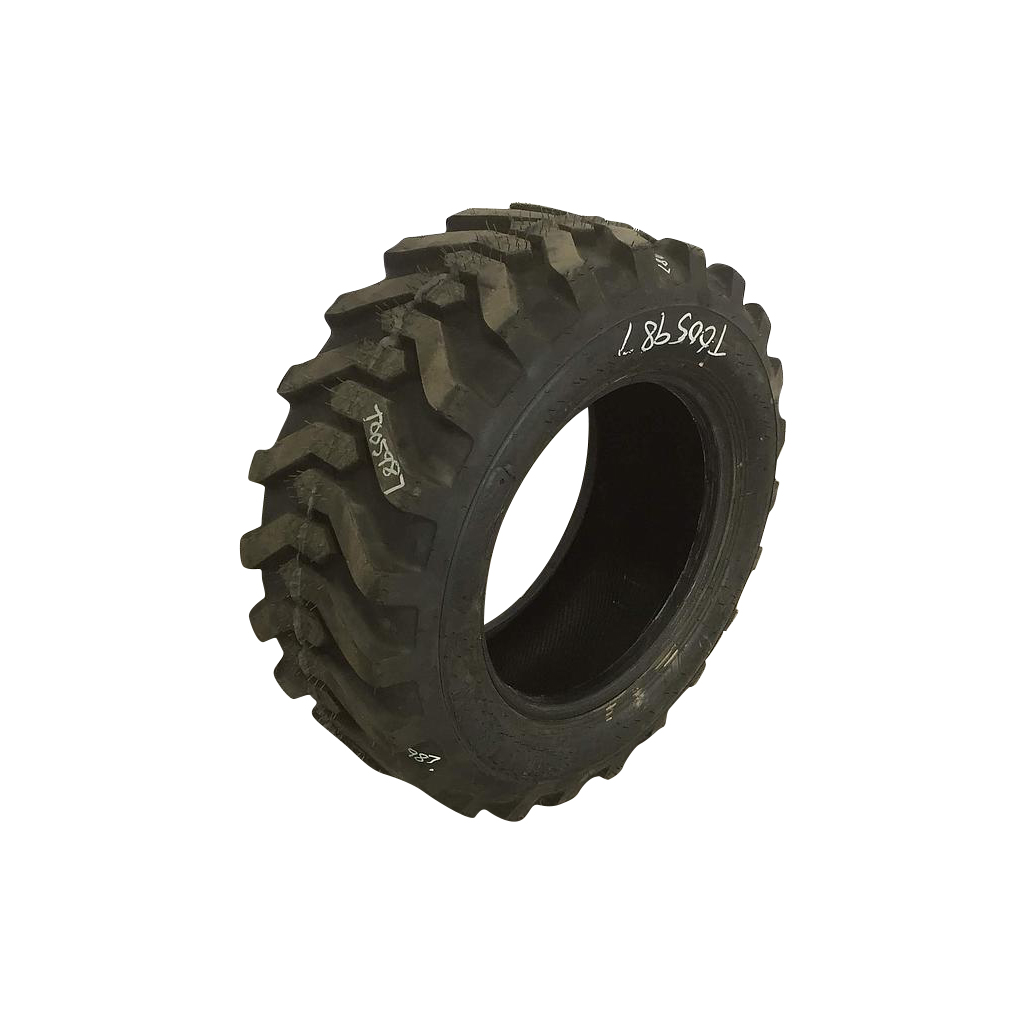 USED 10-16.5NHS Titan Farm Trac Loader SS R-4 C (6 Ply), 99% for Sale ...