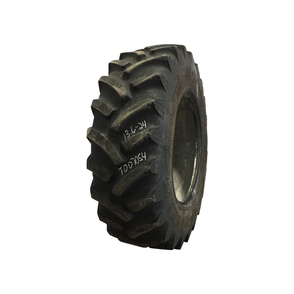 USED 13.6-24 Titan Farm Agri-Power LSB R-1 D (8 Ply), 60% for Sale ...
