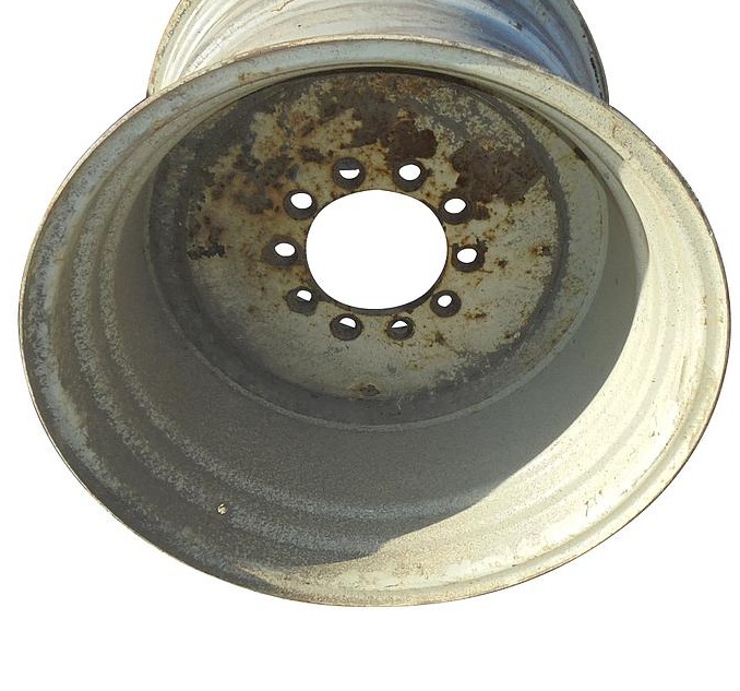 USED 27"W x 32"D, New Holland White 10-Hole Spun Disc for Sale | NTS ...