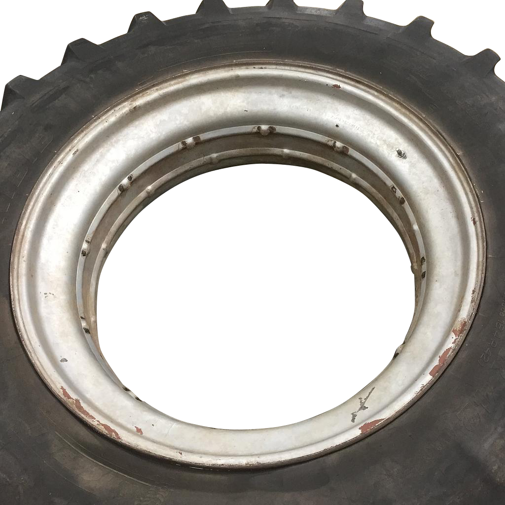 16"W x 42-38"D, Case IH Silver Mist Double Bevel Step-Up Rim | NTS Tire ...