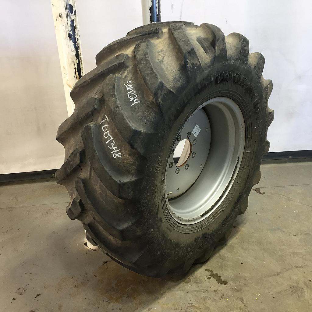 USED 500/70R24 Goodyear Farm Radial IT520 R-4 on Case IH Silver Mist 8 ...